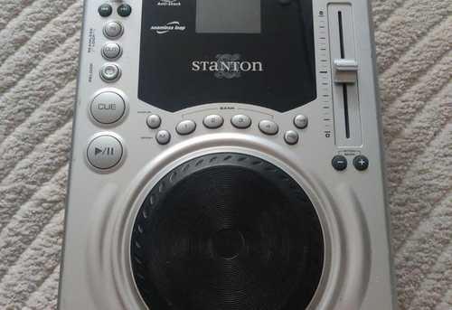 Dj контролер Stanton S-350