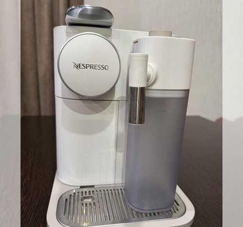 Капсульная кофемашина delonghi nespresso