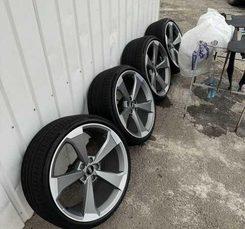 Комплект колес Audi rotor r20