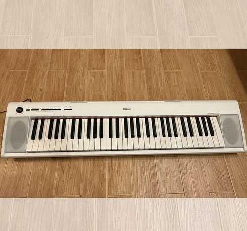 Цифровое пианино yamaha np 12 piaggero WB