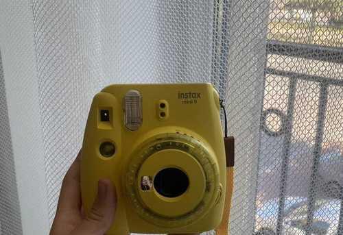 Компактный фотоаппарат Instax mini 9