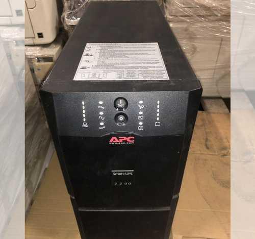 Ибп APC SMART ups 2200