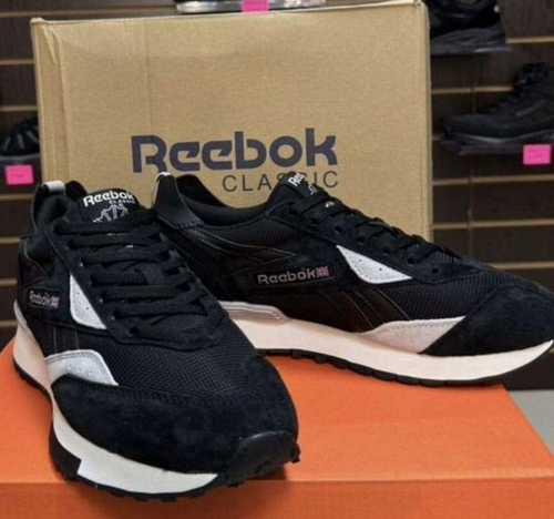 Весенние кроссовки Reebok