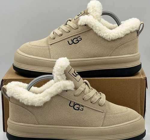 Бежевые полуботинки UGG (с мехом)