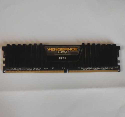 Оперативная память ddr4 8gb 2400 corsair