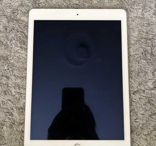 iPad air 2 (model A1566) 16GB WI-FI