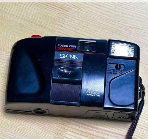 Плёночный фотоаппарат Skina SK-102