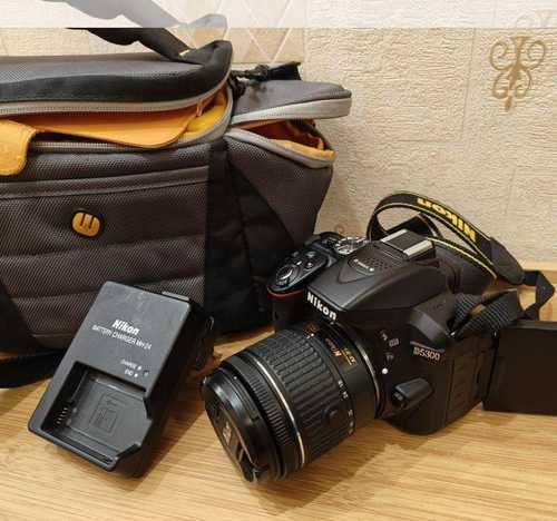 Как новый Nikon D5300 Kit