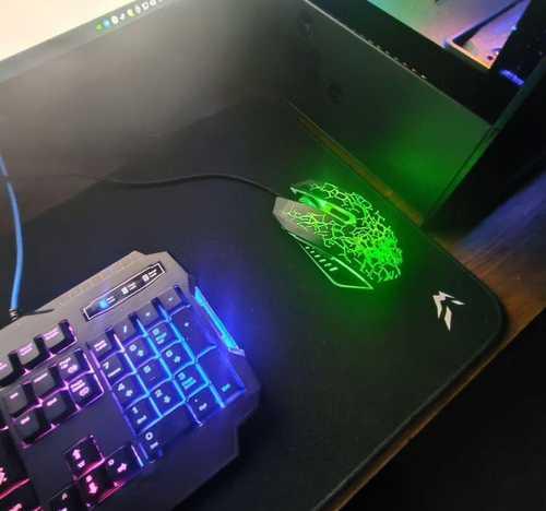 Игровой компьютер+клавиатура+мышь+наушники+камера