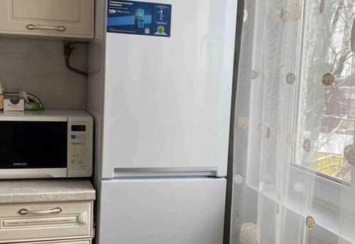 Холодильник Beko rcnk335K00W l Новый