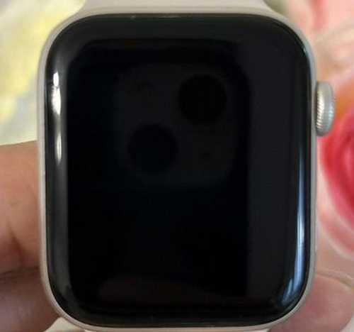 Apple Watch SE 2023 44mm Starlight Aluminum