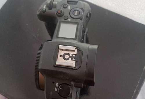Фотоаппарат Canon EOS R в идеальном состояние