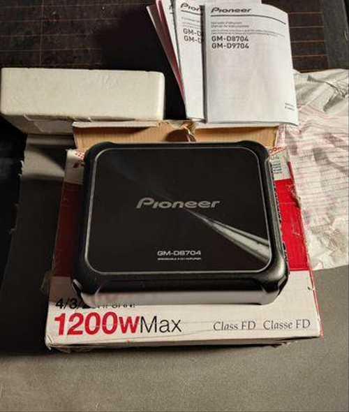 Pioneer GM-D8704