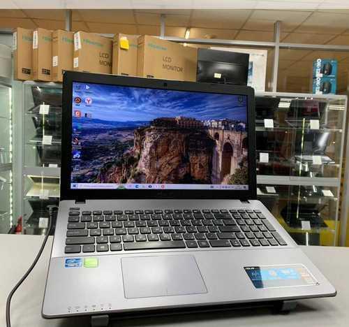 Ноутбук Asus Core i5-3/ GeForce GT 720M 2Gb/ SSD