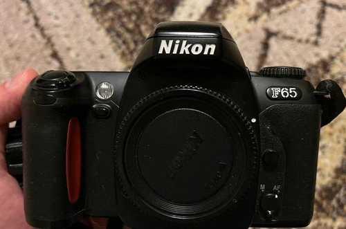 Зеркальный фотоаппарат Nikon F65
