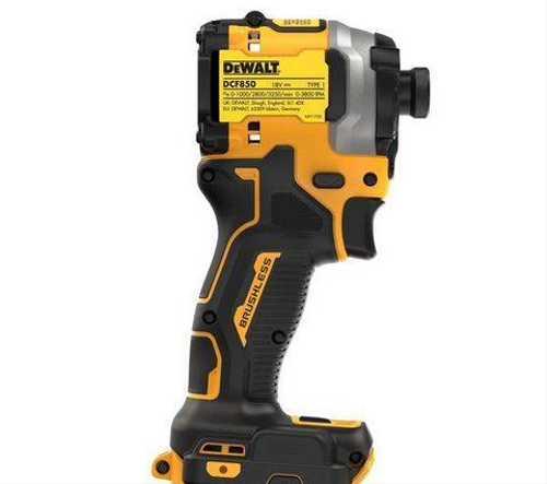 Шуруповерт аккумуляторный DeWalt DCF850N