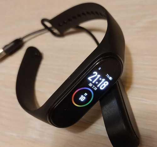 Фитнес браслет xiaomi mi band 4