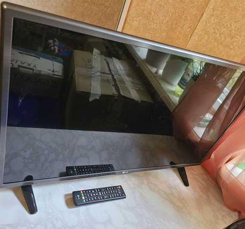 Телевизор lg SMART tv 32LF592U