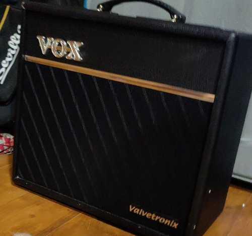 Ламповый комбоусилитель vox vt40+