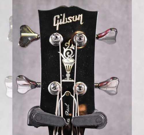 Gibson Les Paul bass с кейсом