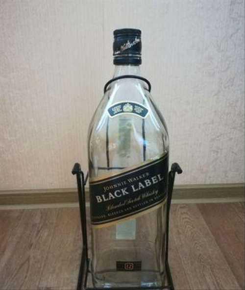 Бутылка на качелях Black Label 4.5 л пустая