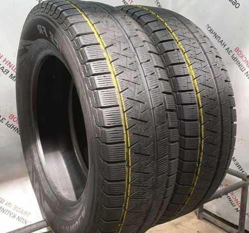 Formula Ice FR 215/65 R17 106M