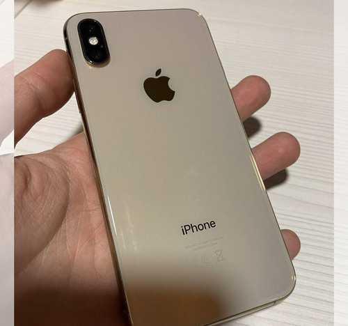 iPhone Xs, 64 ГБ