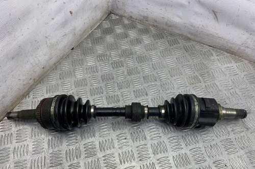 Полуось передний левый Toyota Corolla E12 4zzfe