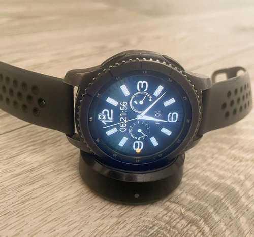 Часы samsung gear s3 frontier