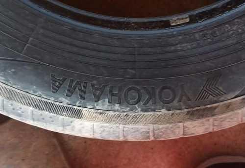 Yokohama Advan A006 215/65 R17