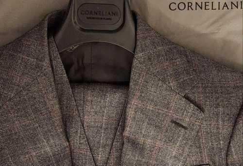 Костюм Corneliani 48 8R как новый