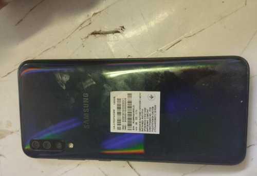 Samsung Galaxy A70, 6/128 ГБ