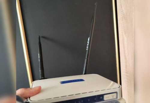 Продам роутер Netgear JNR3210