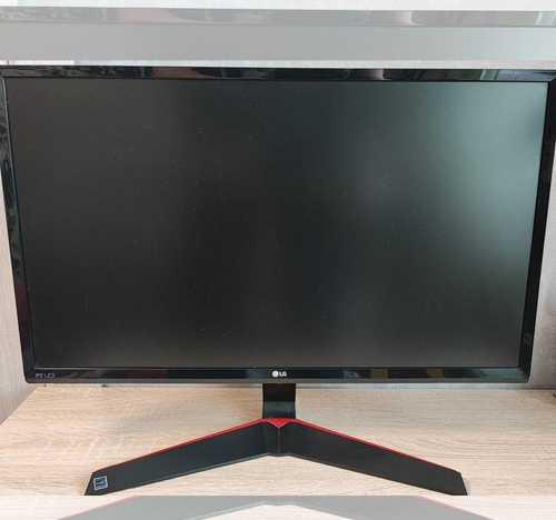 Монитор LG 24"