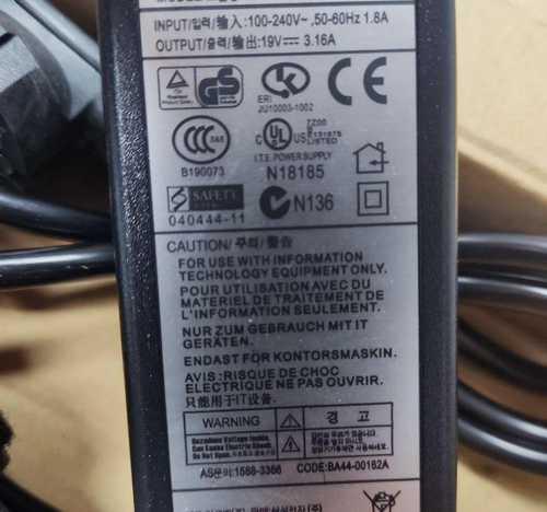 Блок питания для ноутбука samsung 19v 3.16a