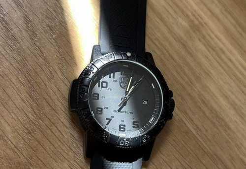Часы мужские Luminox