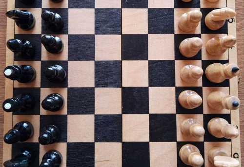 Деревянные шахматы (СССР, 1991 год)
