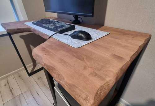 Компьютерный стол из массива дерева