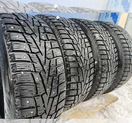 Roadstone Winguard WinSpike 205/55 R16