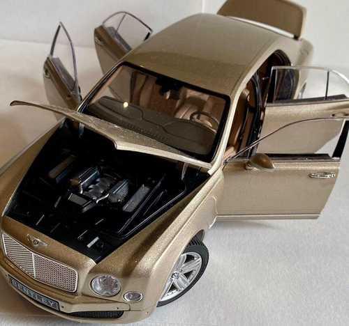 Модель Bentley Mulsanne 1:18 Rastar