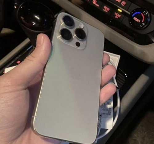 iPhone 15 Pro, 256 ГБ