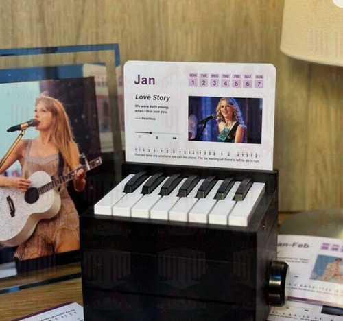 Мини пианино Taylor Swift
