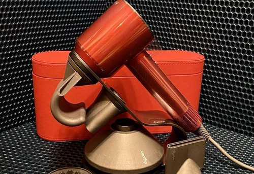 Фен Dyson Supersonic (в кейсе)