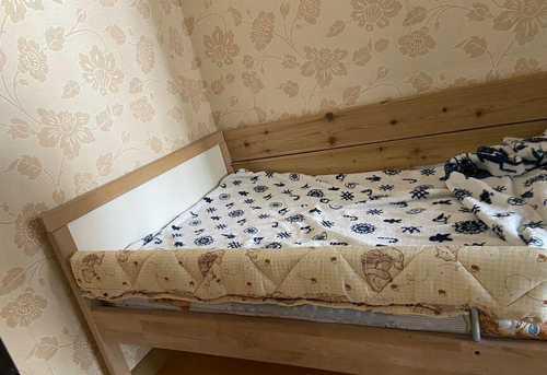 Детская кровать IKEA с матрасом sniglar