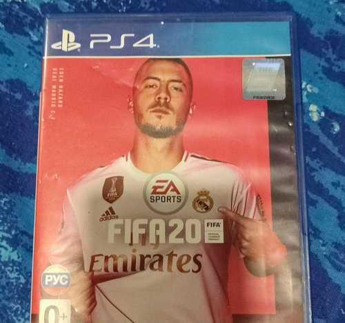 Игра на ps 4 "Fifa 20"