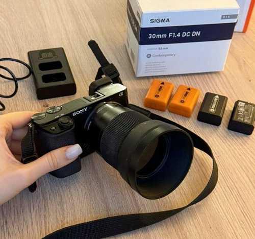 Sony alpha 6100 хорошее состояние, б/у