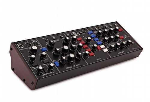 Behringer model d