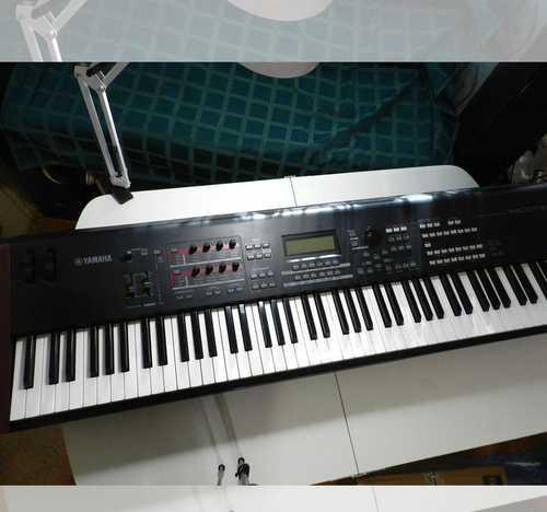 Синтезатор Yamaha moxf8