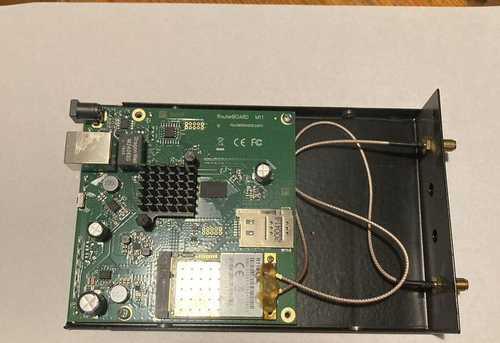 Mikrotik роутер на плате RB M11 и R11e-LTE