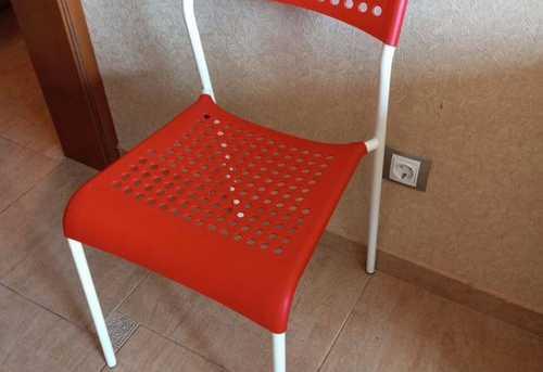 Обалденные стулья IKEA adde 3 шт. красные в идеале